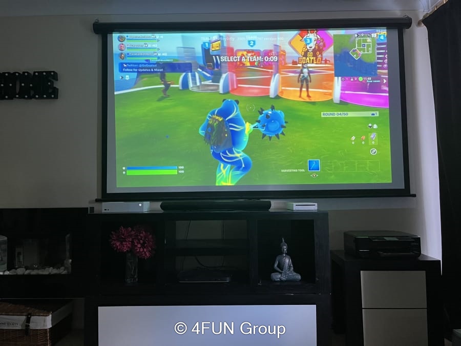 Indoor Gaming Room with Projector, Screen and Speaker - No.1 Party ...